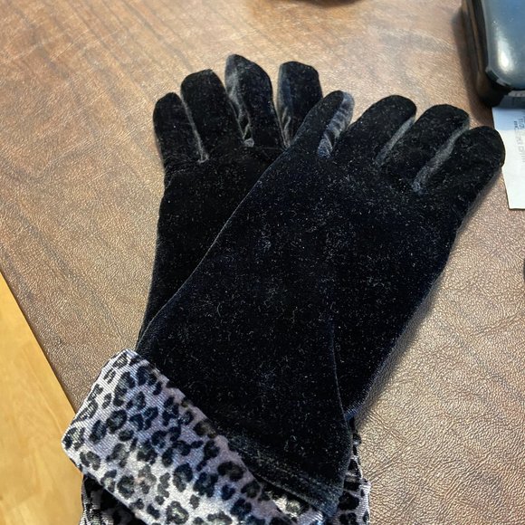 Cejon | Accessories | Cejon Ladies Velour Gloves Leopard Thinsulate ...